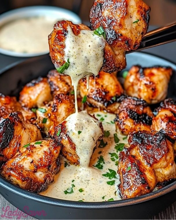 Grilled Chicken Bites With Creamy Garlic Sauce