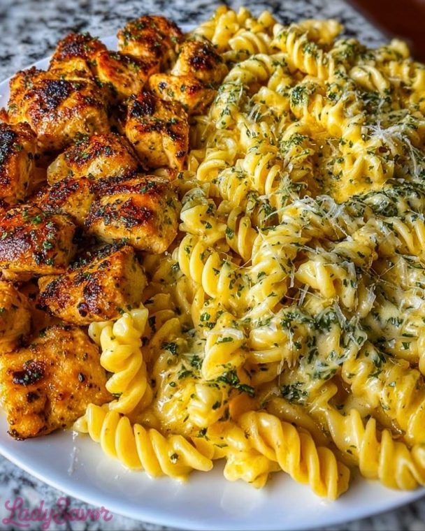 Rotini With Garlic Parmesan Chicken Easy Pasta Dinner
